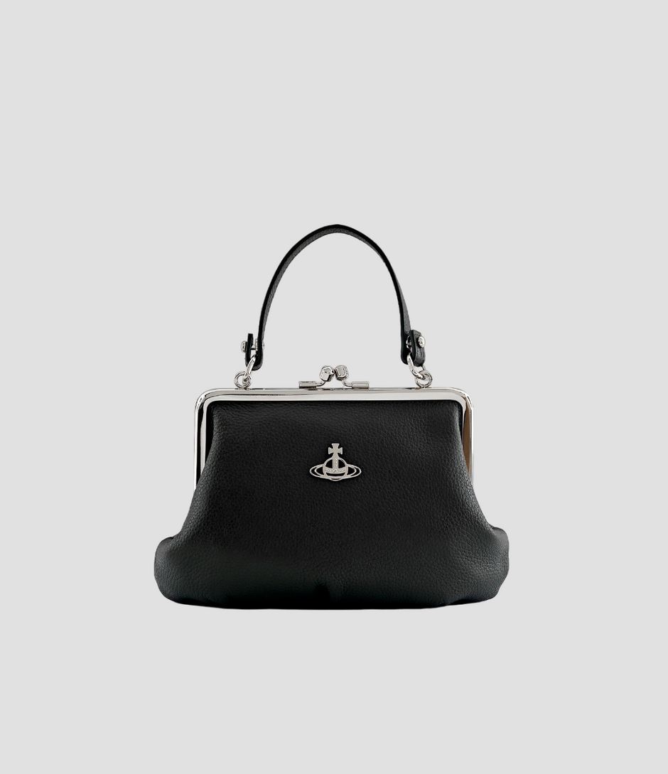 Vivienne Westwood Đồ Hiệu Giá Ưu Đãi tại Việt Nam – Blank Room